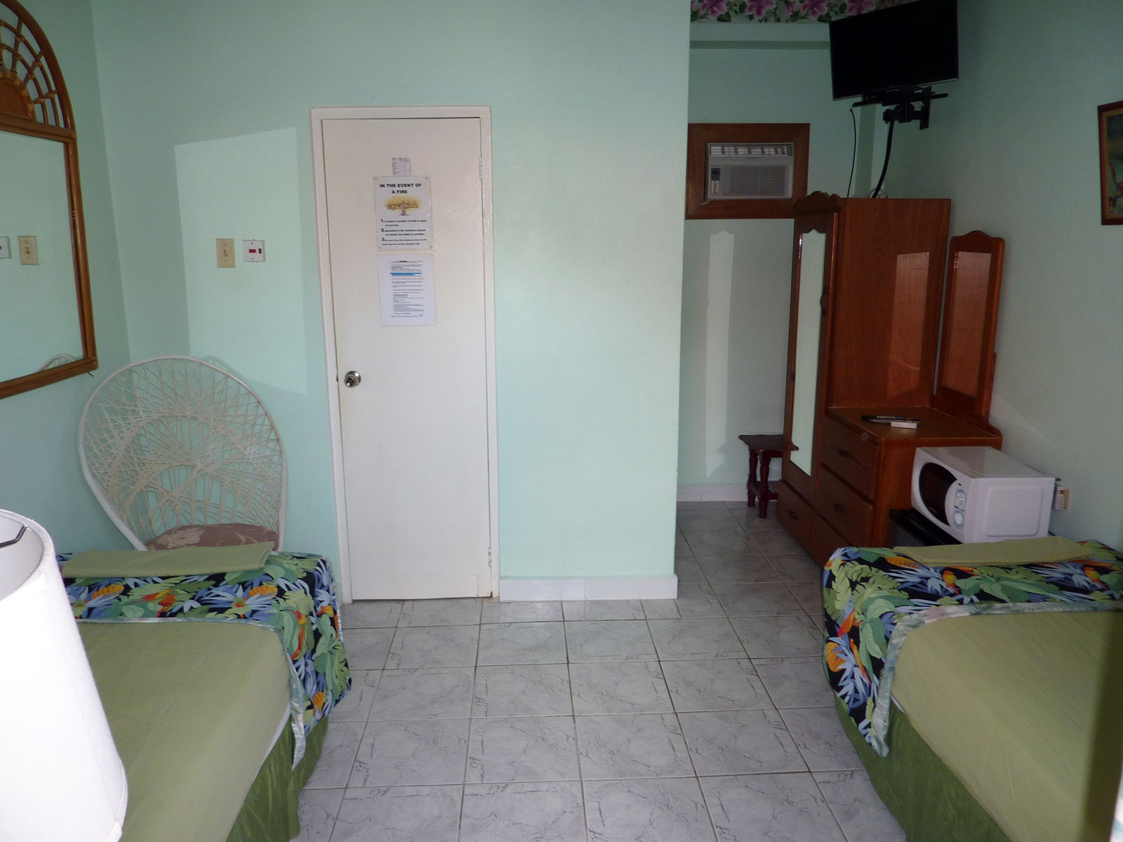 Hummingbird Hotel, Tobago - the myTobago Guide